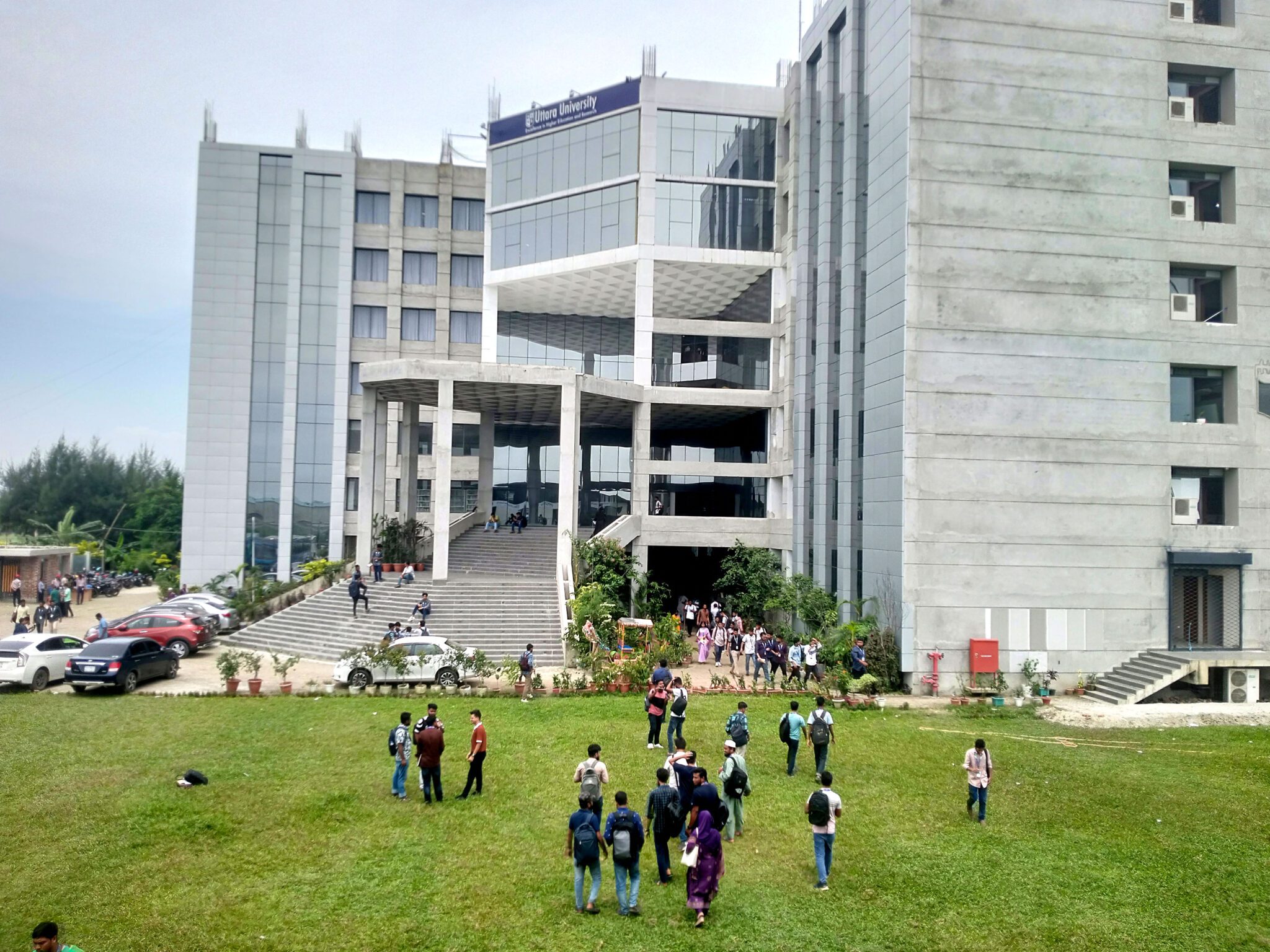 Uttara University Tuition Fees - কম খরচে এবং ১০০% স্কলারশিপ